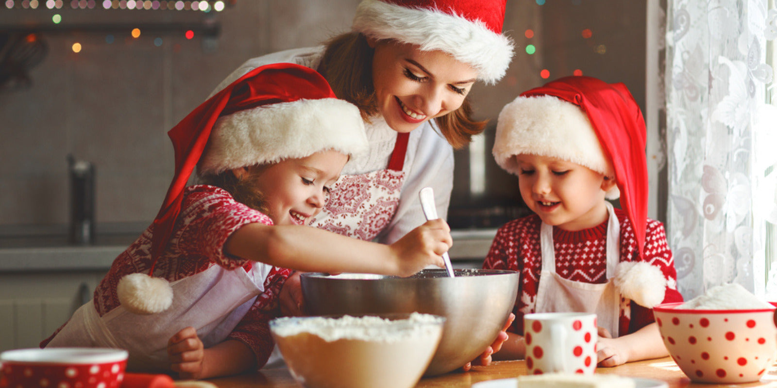 25 Holiday Family Traditions to Start This Year (Easy, Cozy, and Kid-F ...